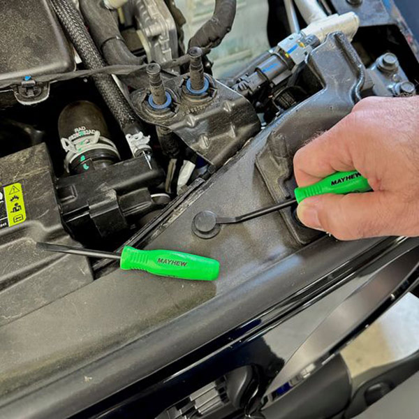 Mayhew Tools 2-Piece Mini Heavy-Duty Pry Bar Set - The Hardware Connection